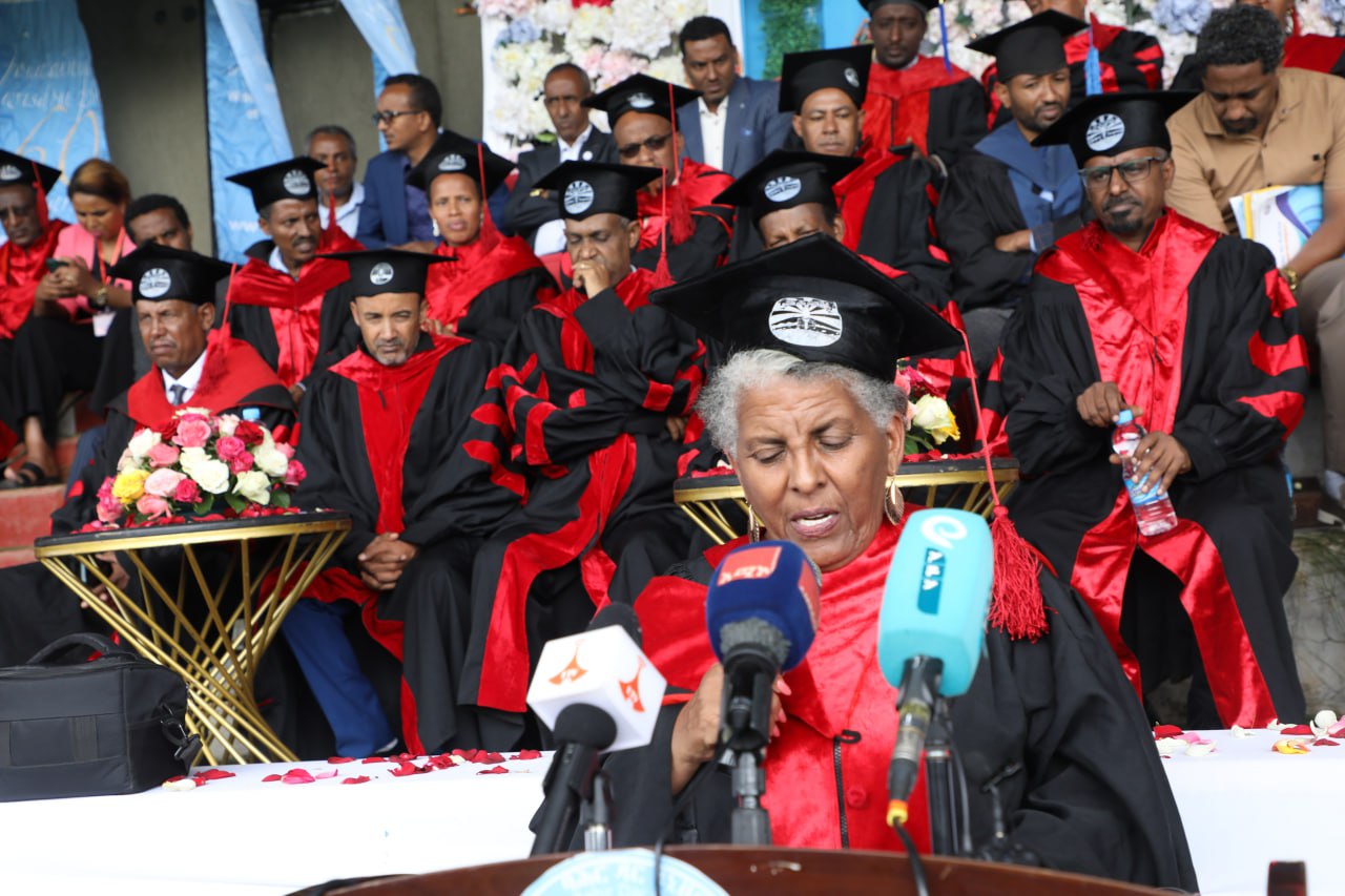 Bahir Dar University Graduates its students | Bahir Dar University